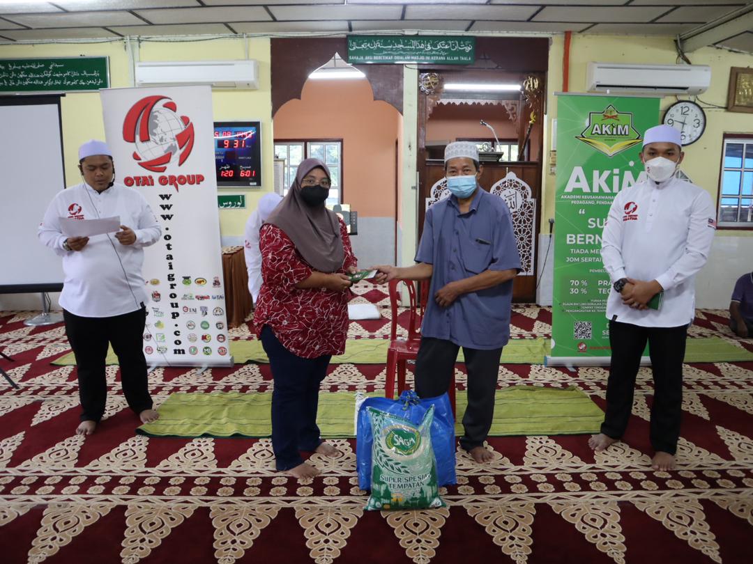 KONVOI AGIHAN ZAKAT 2022 Ke Masjid Al-Syarif Padang Gajah, Terong ...