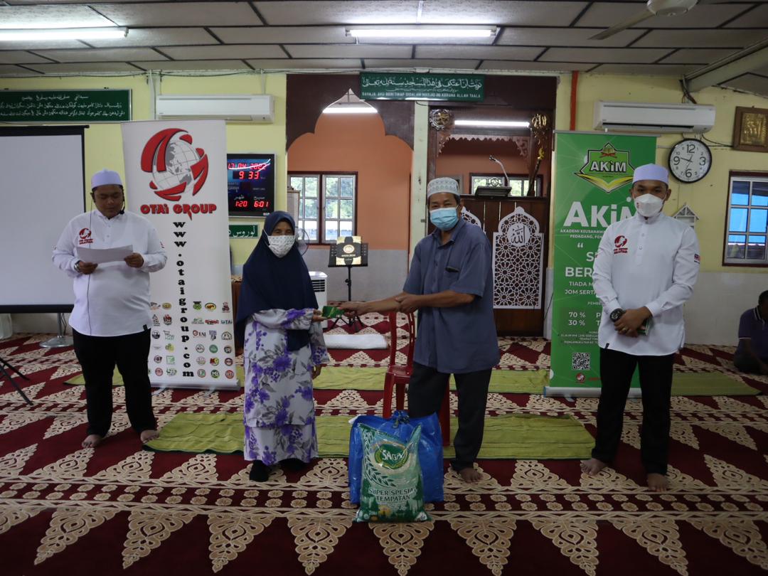 KONVOI AGIHAN ZAKAT 2022 Ke Masjid Al-Syarif Padang Gajah, Terong ...